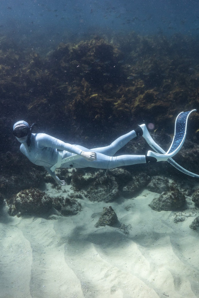 Girls Spearfishing and Freediving Open-Cell Wetsuit 3mm (Grey) - ONLY ...